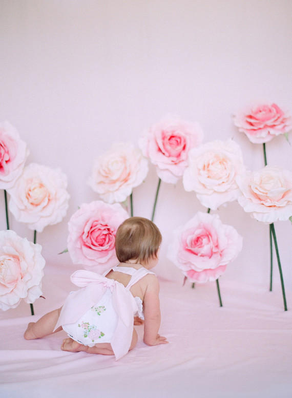 Extra large paper flowers | Wedding & Party Ideas | 100 Layer Cake