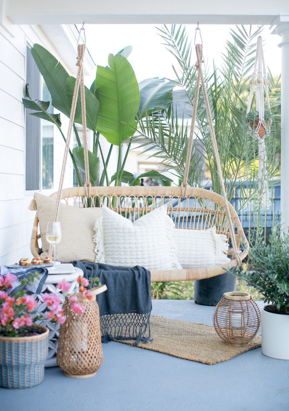 How to style your front porch for entertaining | Wedding & Party Ideas ...