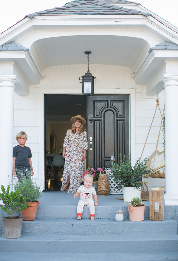 How to style your front porch for entertaining | Wedding & Party Ideas ...