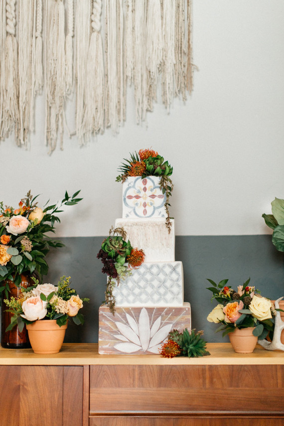 spanish tile wedding cake | Wedding & Party Ideas | 100 Layer Cake