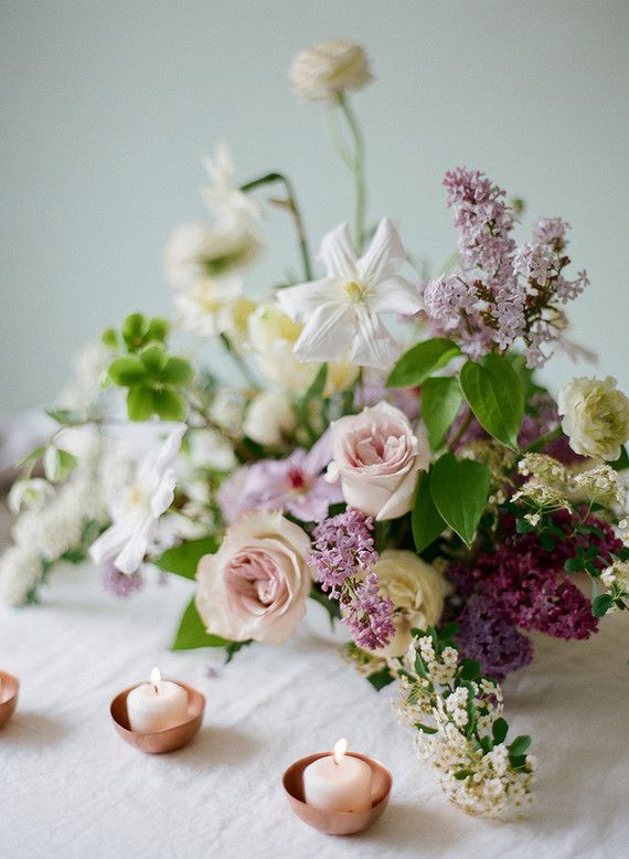 Lilac spring floral arrangement | Wedding & Party Ideas | 100 Layer Cake