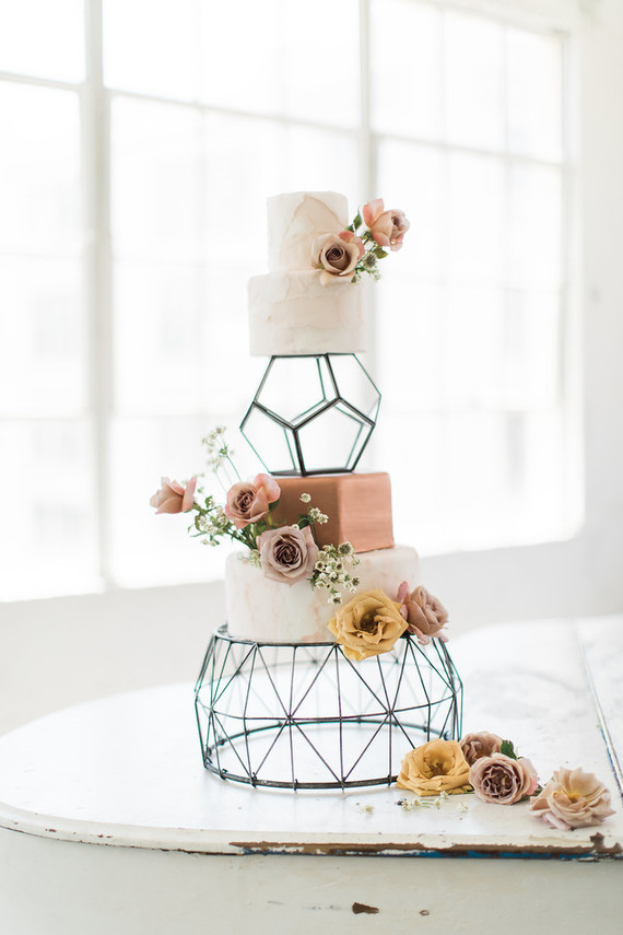 modern geometric wedding cake | Wedding & Party Ideas | 100 Layer Cake