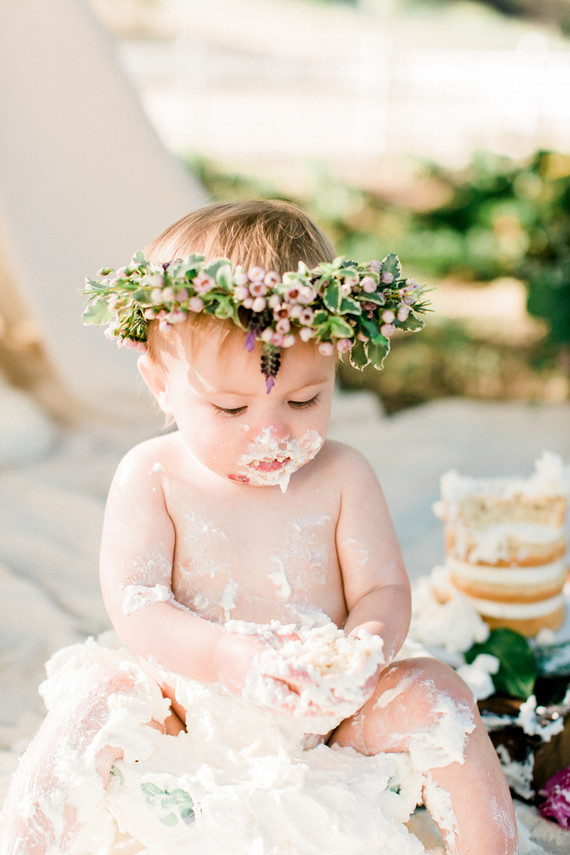 Girly picnic cake smash | Wedding & Party Ideas | 100 Layer Cake