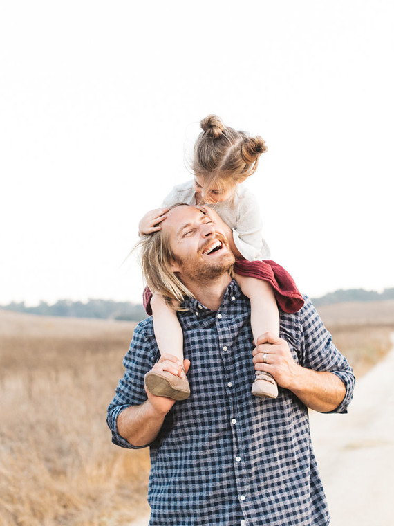 Natural light family photos by Elate Family on 100 Layer Cakelet ...