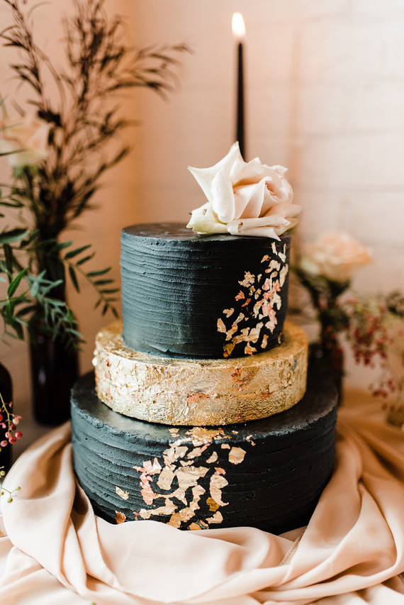 Black and blush wedding cake | Wedding & Party Ideas | 100 Layer Cake