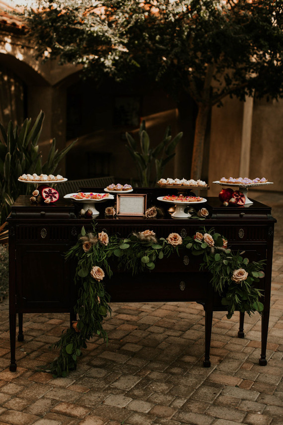 Spanish-Inspired foodie wedding at Serra Plaza in San Juan Capistrano ...
