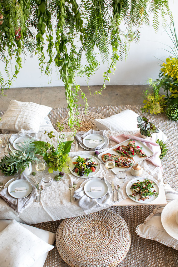 Garden inspired dinner party | Wedding & Party Ideas | 100 Layer Cake