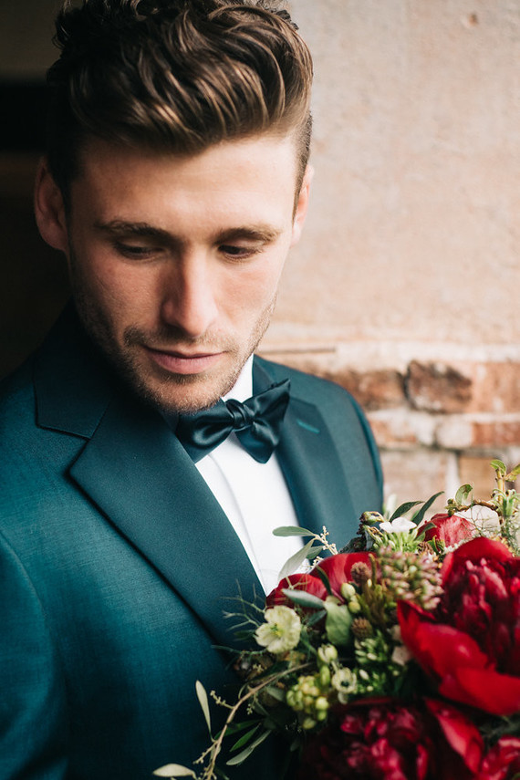 Elegant spanish wedding ideas at Castell de Riudabella in Spain ...