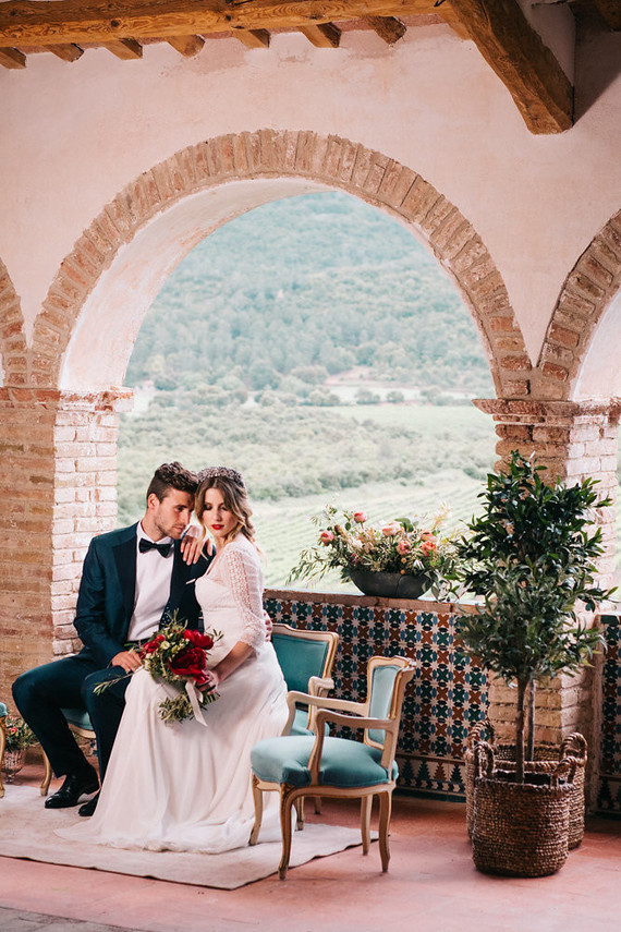 Elegant spanish wedding ideas at Castell de Riudabella in Spain ...