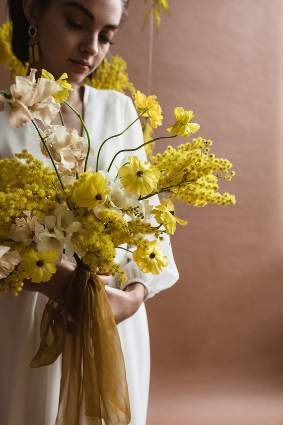 Modern mauve and yellow wedding palette and bridal inspo | Wedding ...