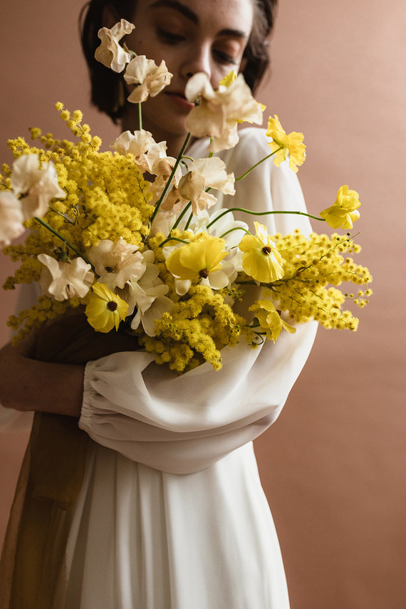 Modern mauve and yellow wedding palette and bridal inspo | Wedding ...