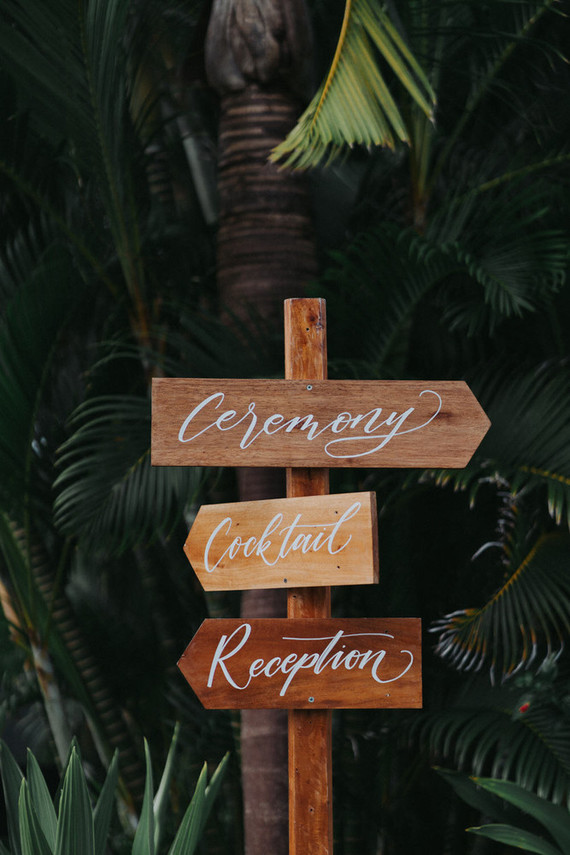 Wedding signage | Wedding & Party Ideas | 100 Layer Cake