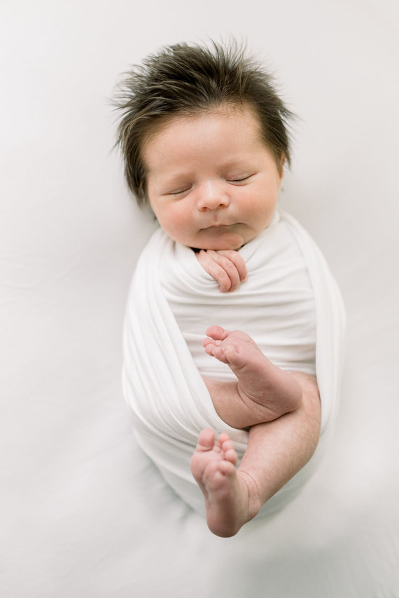 Bright white newborn photography | Wedding & Party Ideas | 100 Layer Cake
