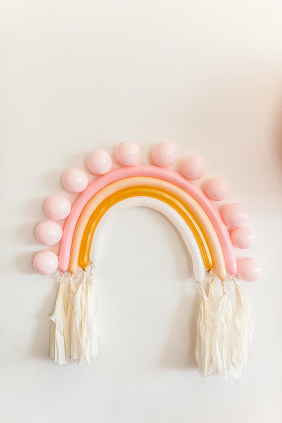 Cute rainbow decor | Wedding & Party Ideas | 100 Layer Cake