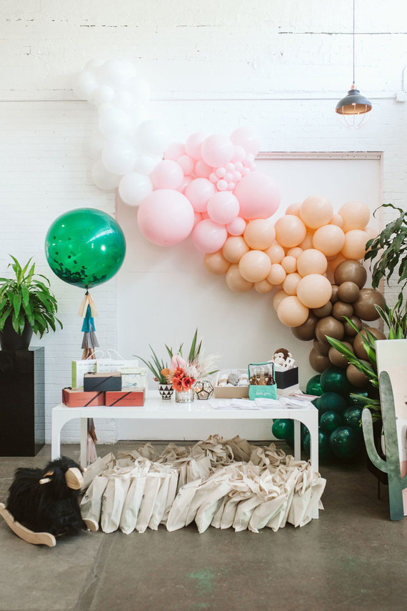 Baby shower balloon arch | Wedding & Party Ideas | 100 Layer Cake