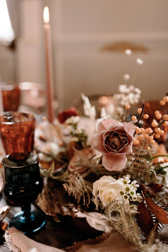 How to design a lush fall wedding at an indoor venue | Wedding & Party ...