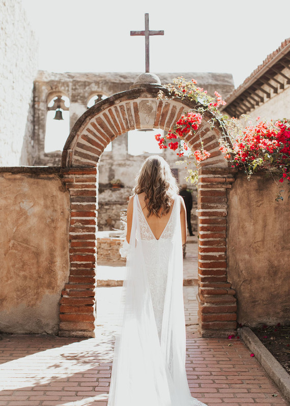 Mission San Juan Capistrano first look | Wedding & Party Ideas | 100 ...