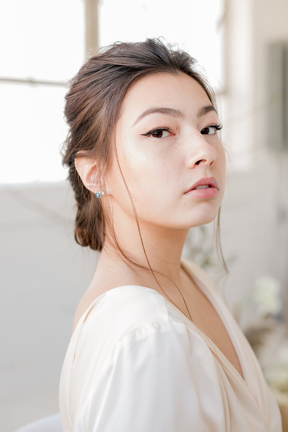 minimalist bridal makeup | Wedding & Party Ideas | 100 Layer Cake