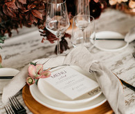 Modern place setting | Wedding & Party Ideas | 100 Layer Cake